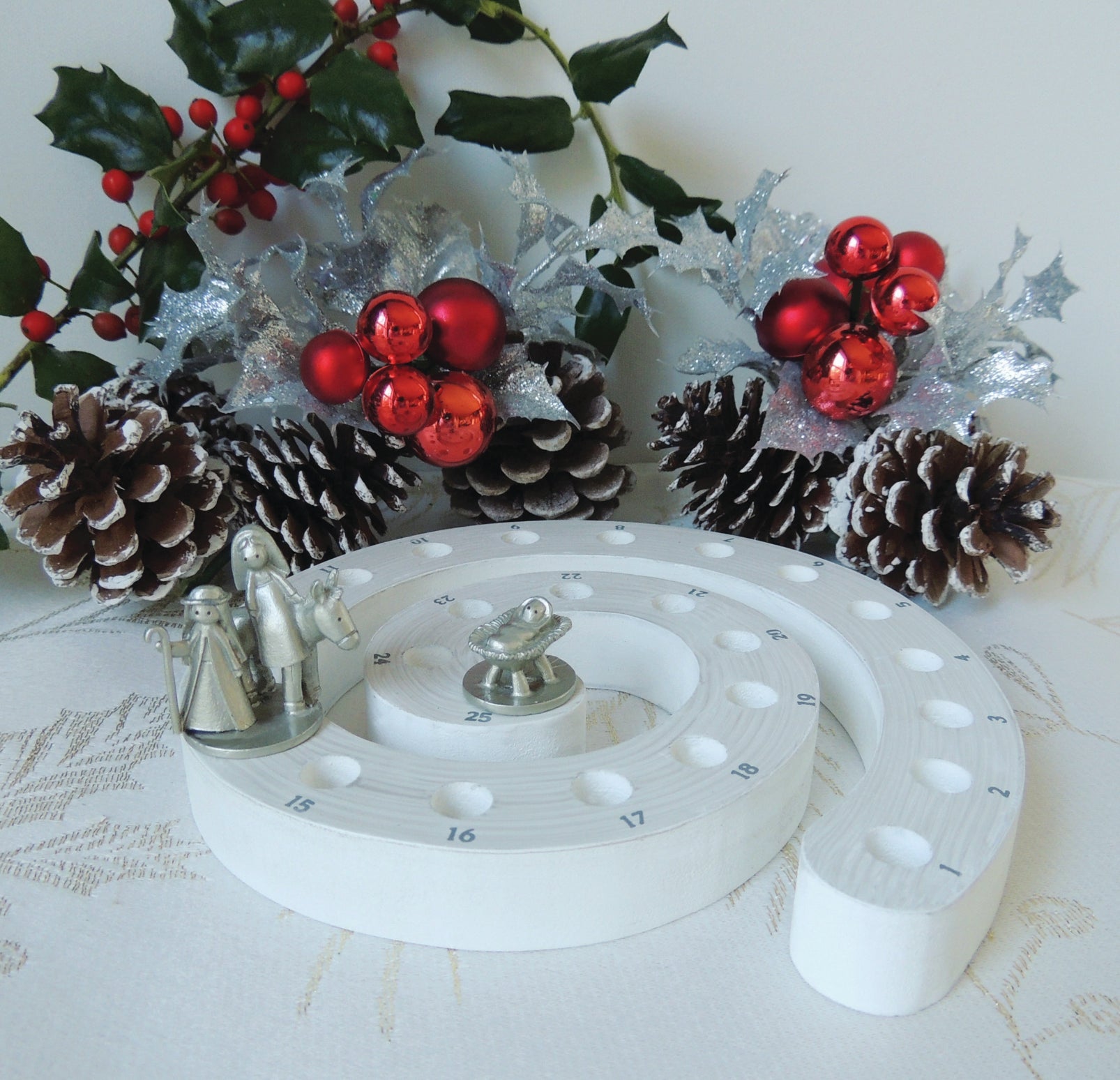 Spiral Advent & Christmas Countdown – Altar + Home